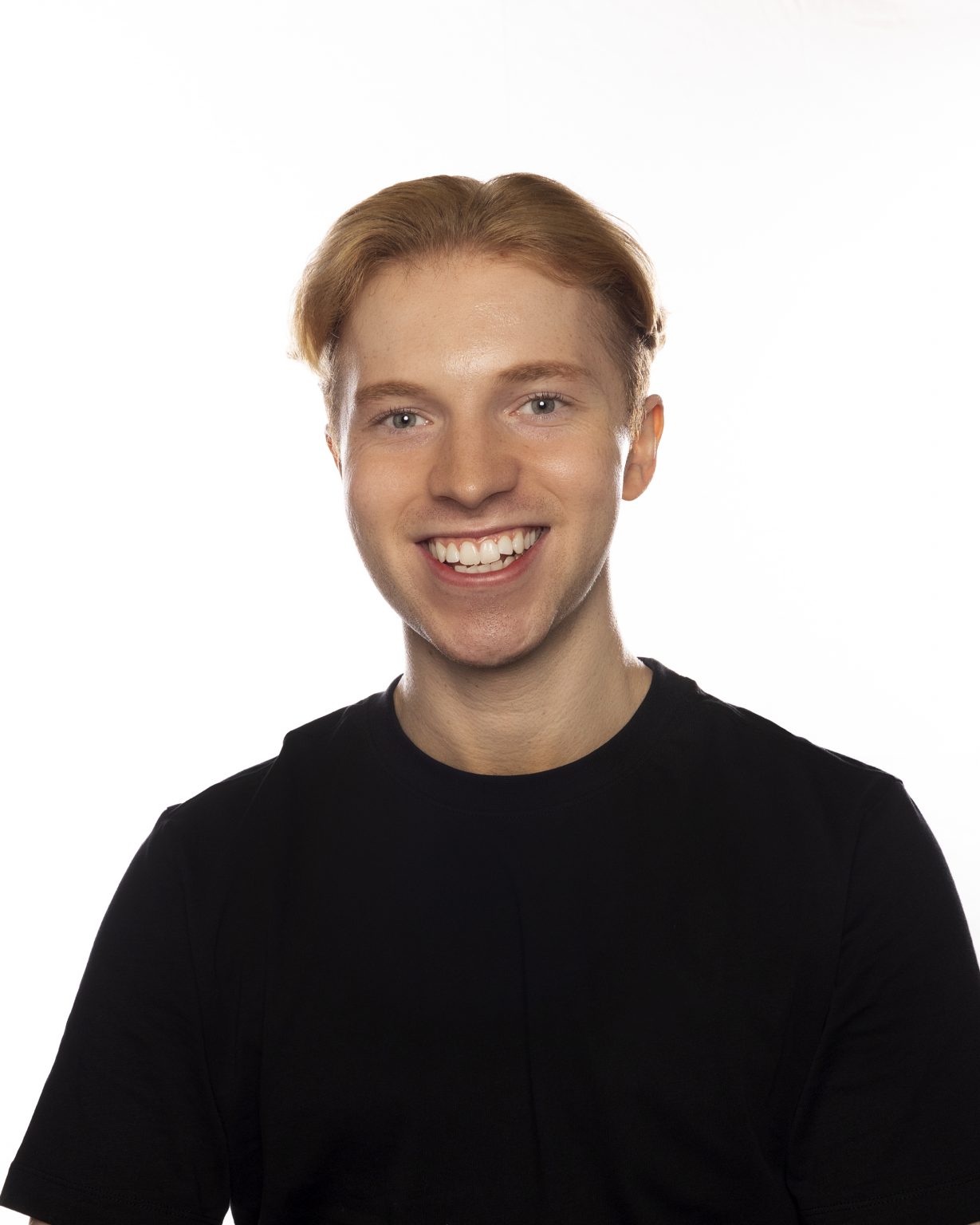 Cast and Crew | Find Your Hero | The Official Site of Disney On Ice