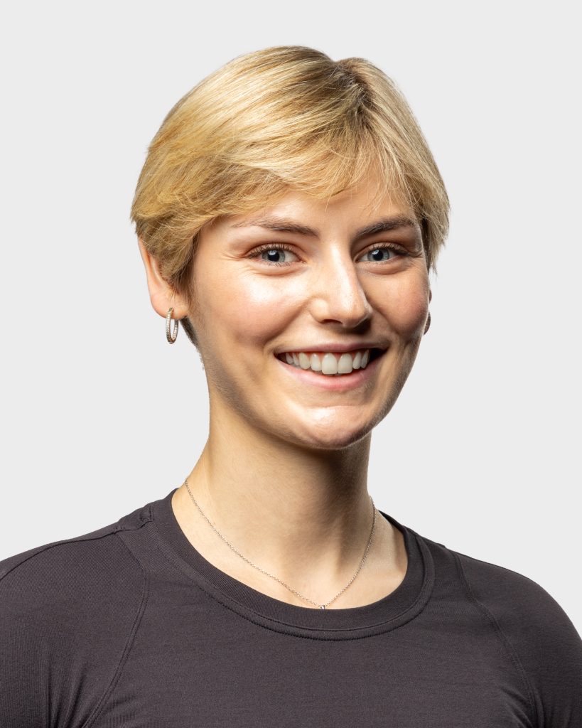 Cast - The Official Site of Disney On Ice