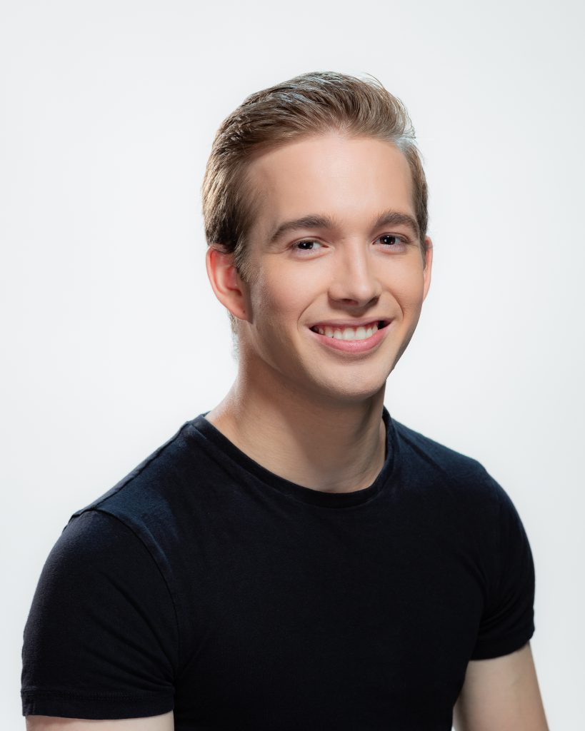 Cast - The Official Site of Disney On Ice