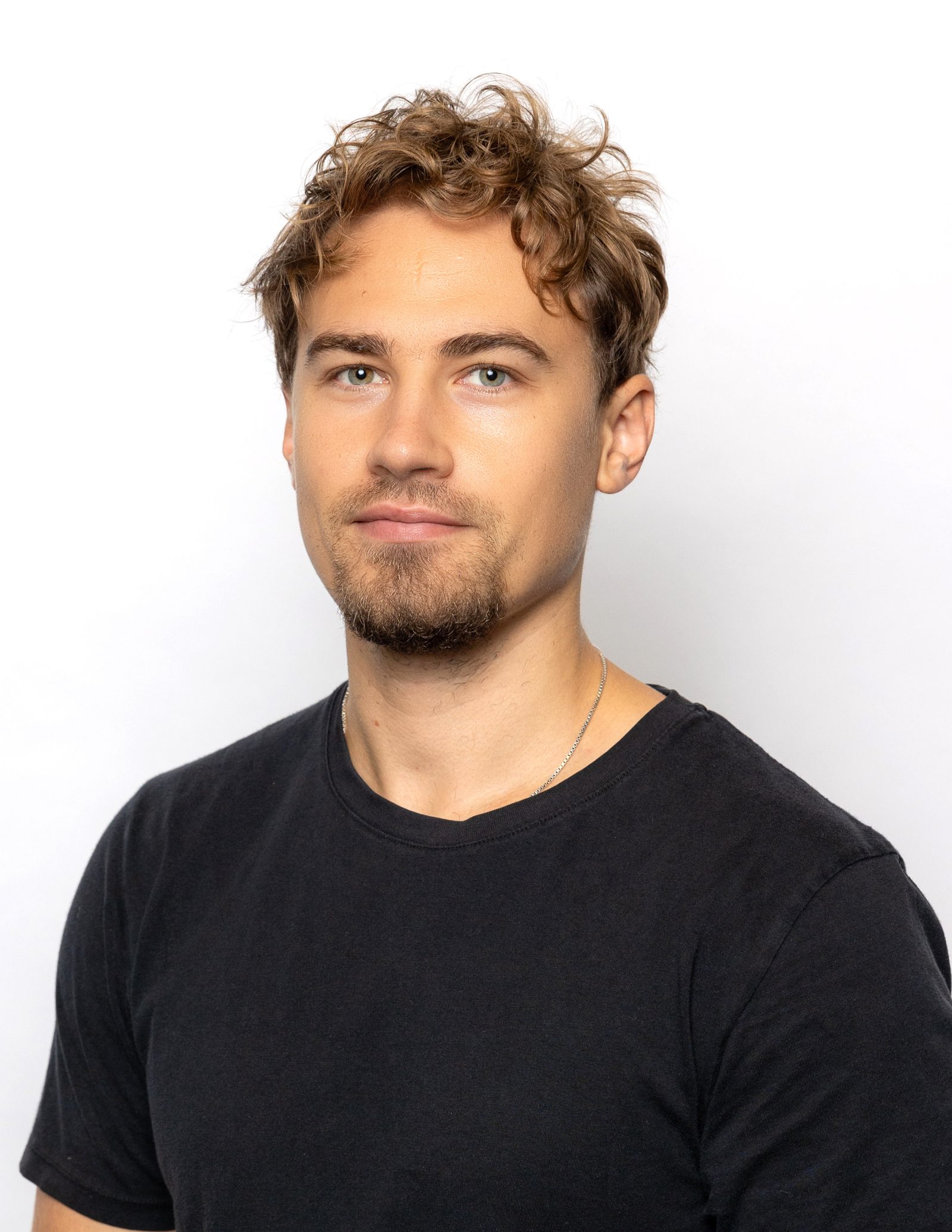 Cast and Crew | Magic In The Stars | The Official Site of Disney On Ice