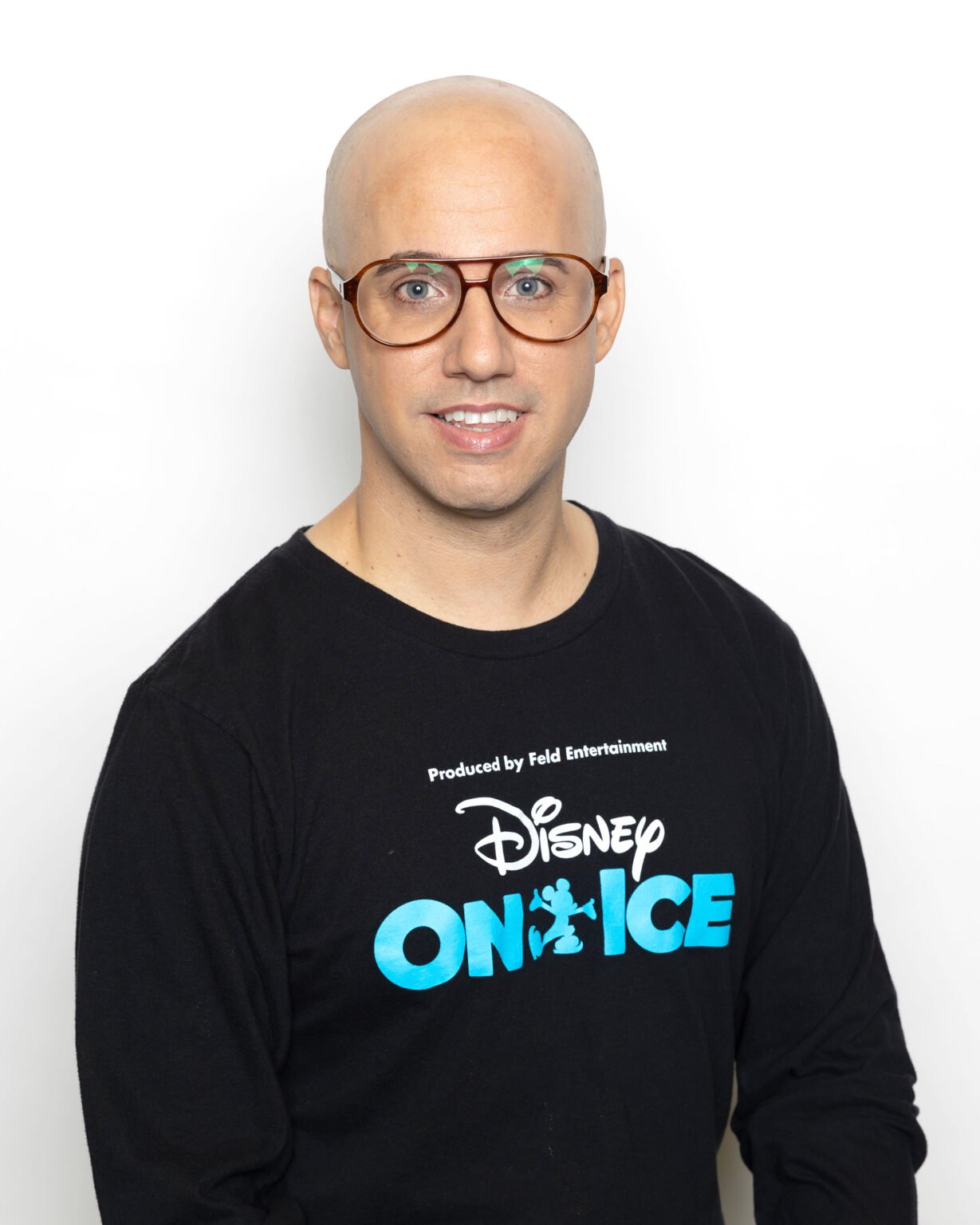 Cast and Crew | Into The Magic | The Official Site of Disney On Ice