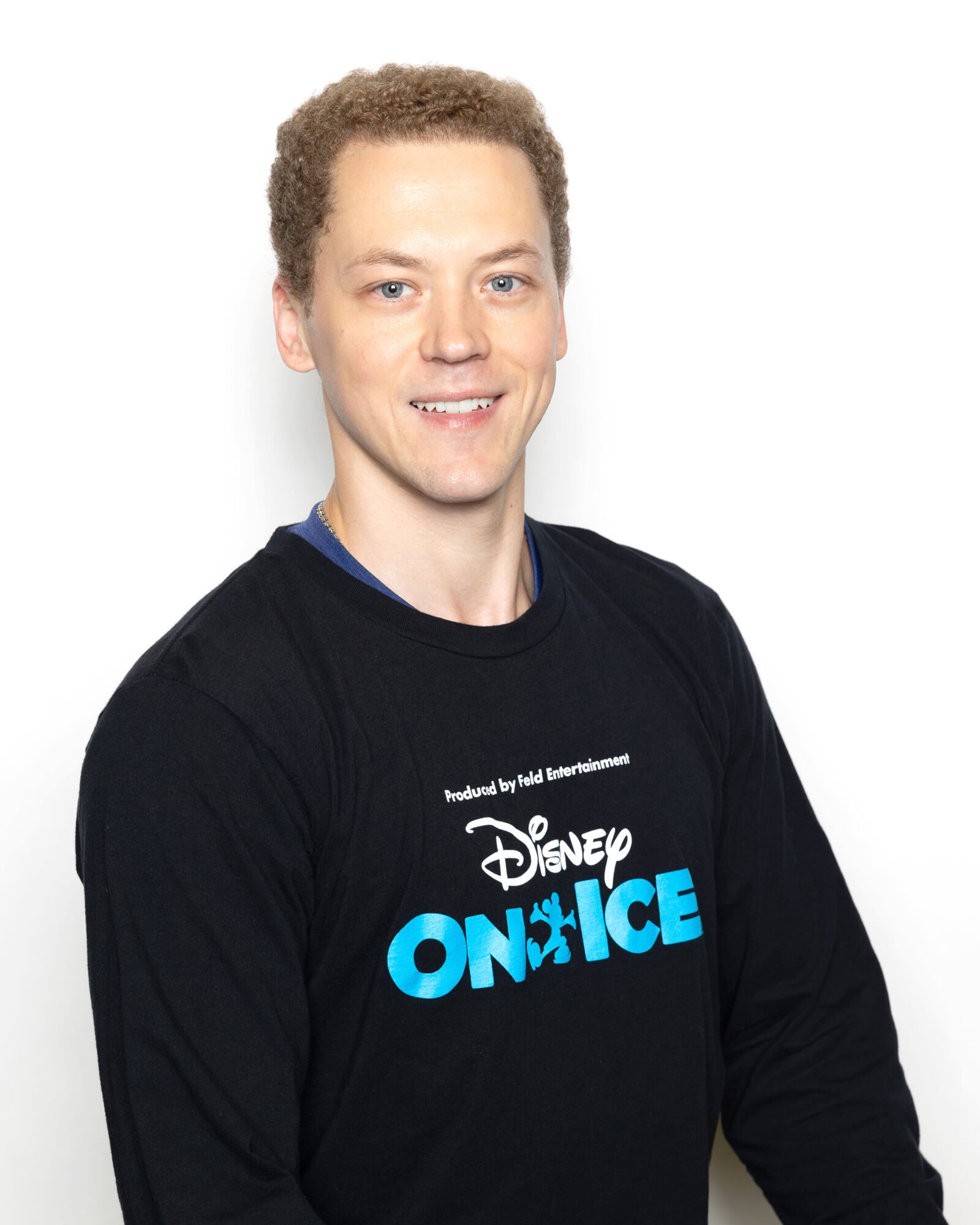 Cast and Crew | Into The Magic | The Official Site of Disney On Ice