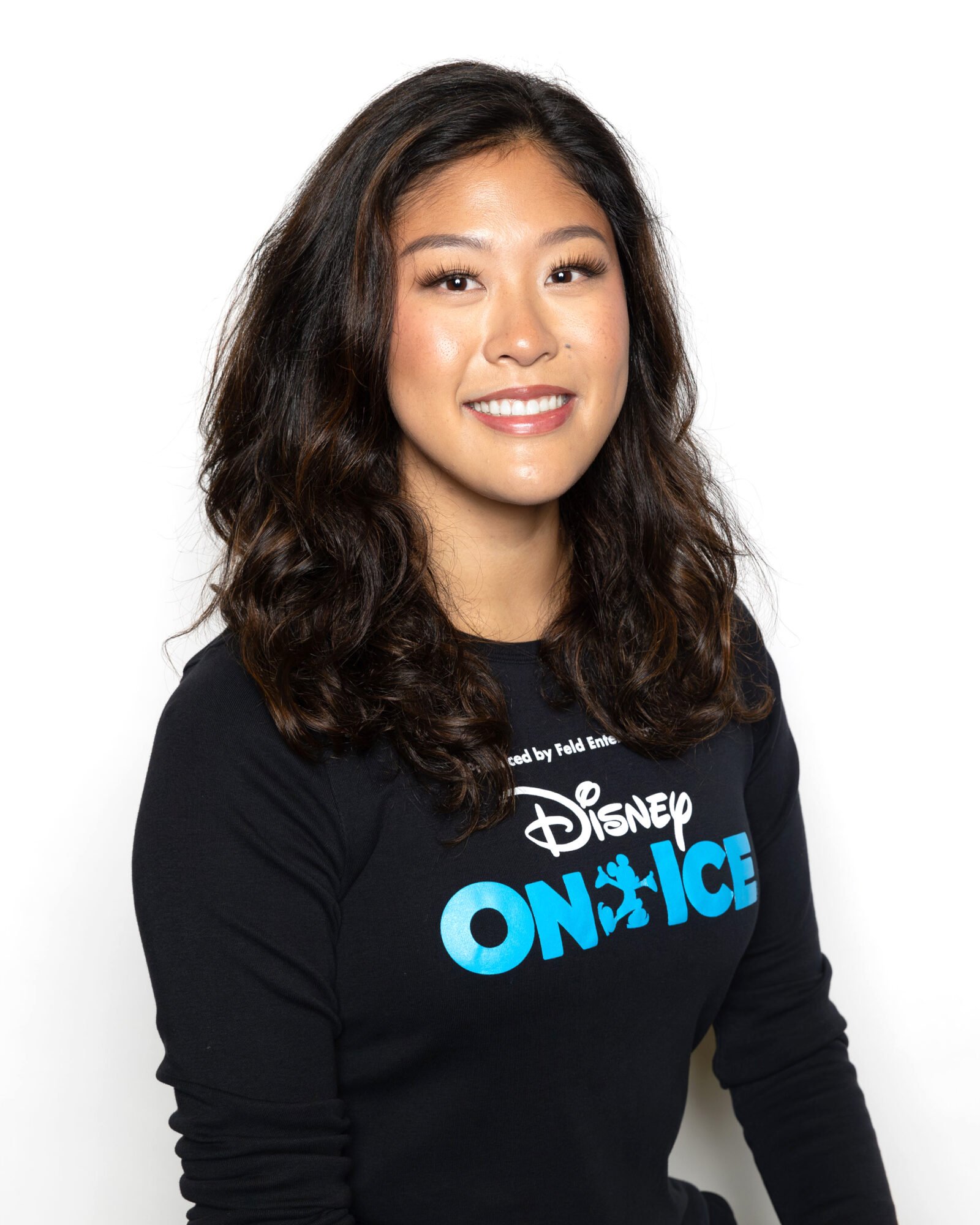 Cast and Crew | Into The Magic | The Official Site of Disney On Ice