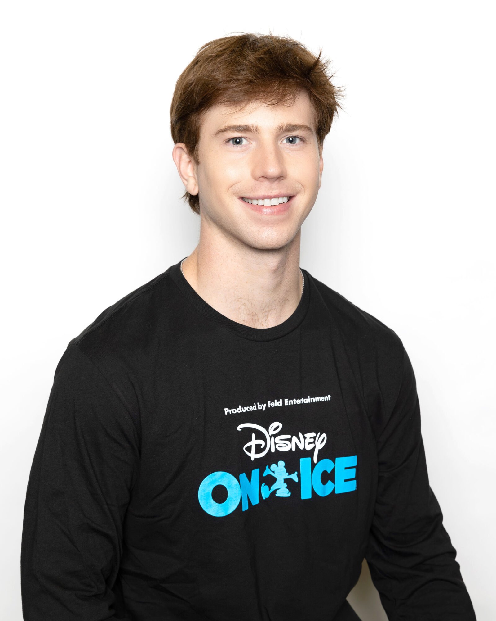 Cast and Crew | Into The Magic | The Official Site of Disney On Ice