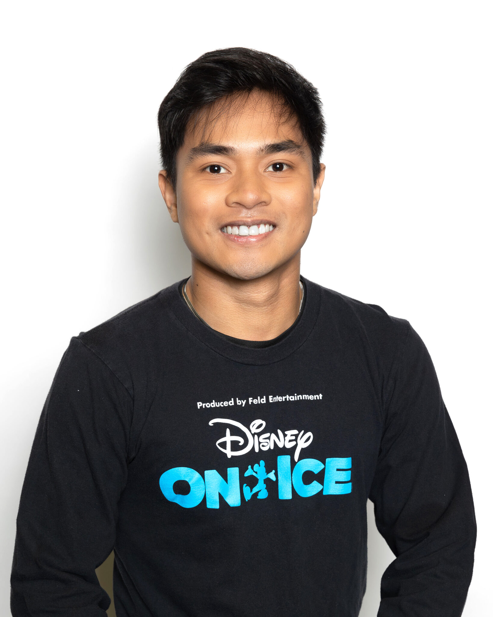 Cast and Crew | Into The Magic | The Official Site of Disney On Ice