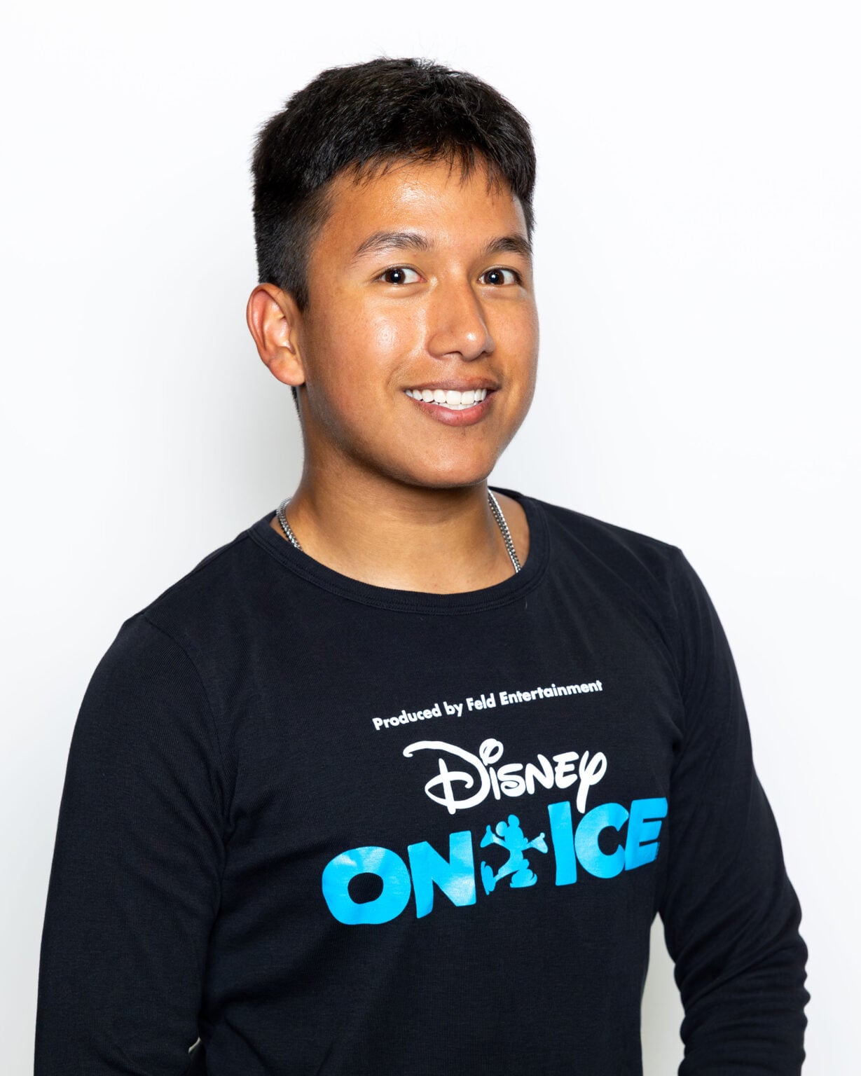 Cast and Crew | Frozen & Encanto | The Official Site of Disney On Ice